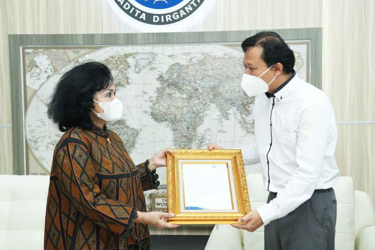 Resmi menjadi IB World School, Ketua Umum Yasarini Ucapkan Selamat ke ...