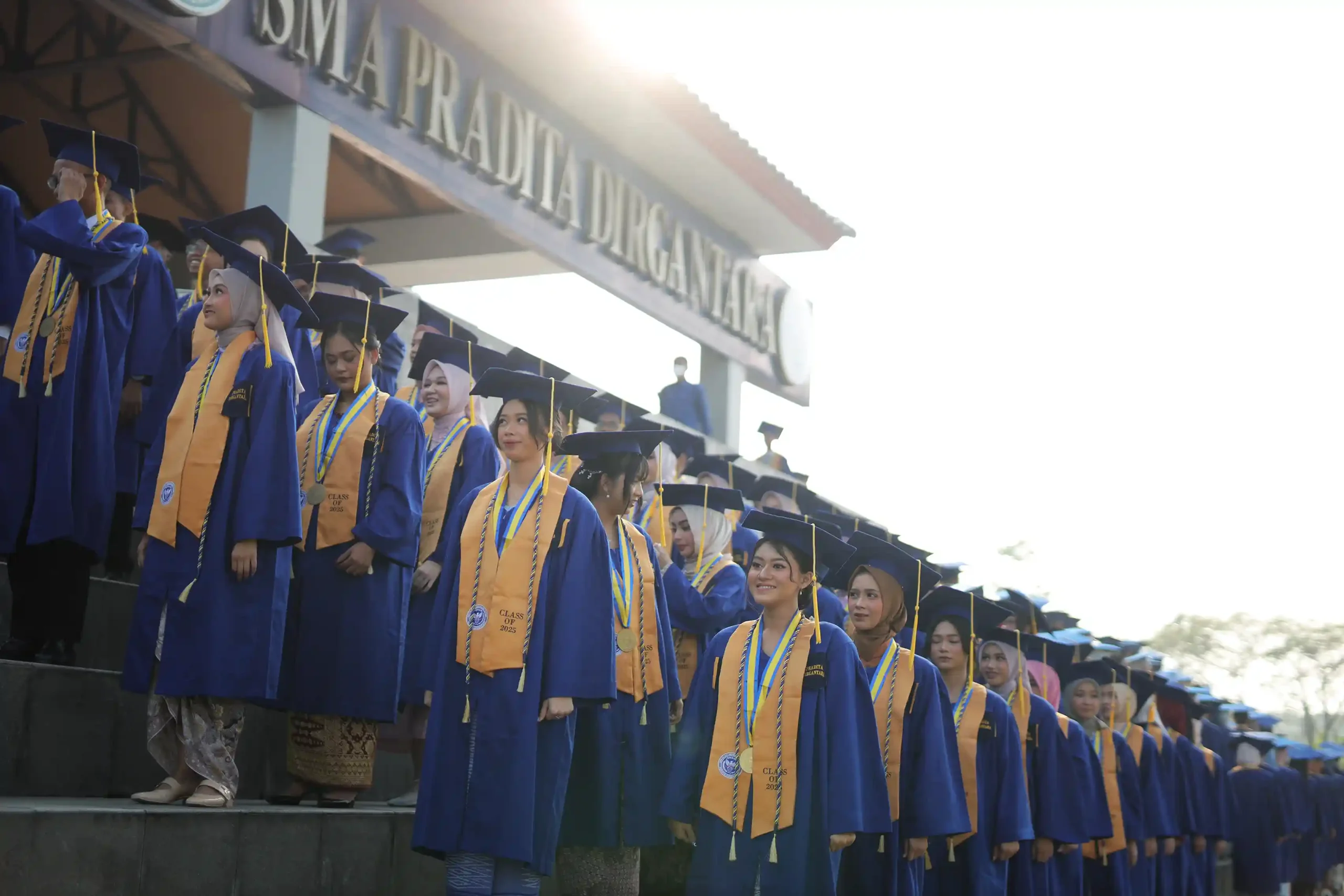 Wisuda Angkatan ke-5 Pradita nan Penuh Prestasi